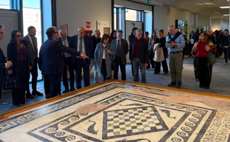 Parchi Archeologici di Crotone e Sibari finalisti a Milano: sul podio ...